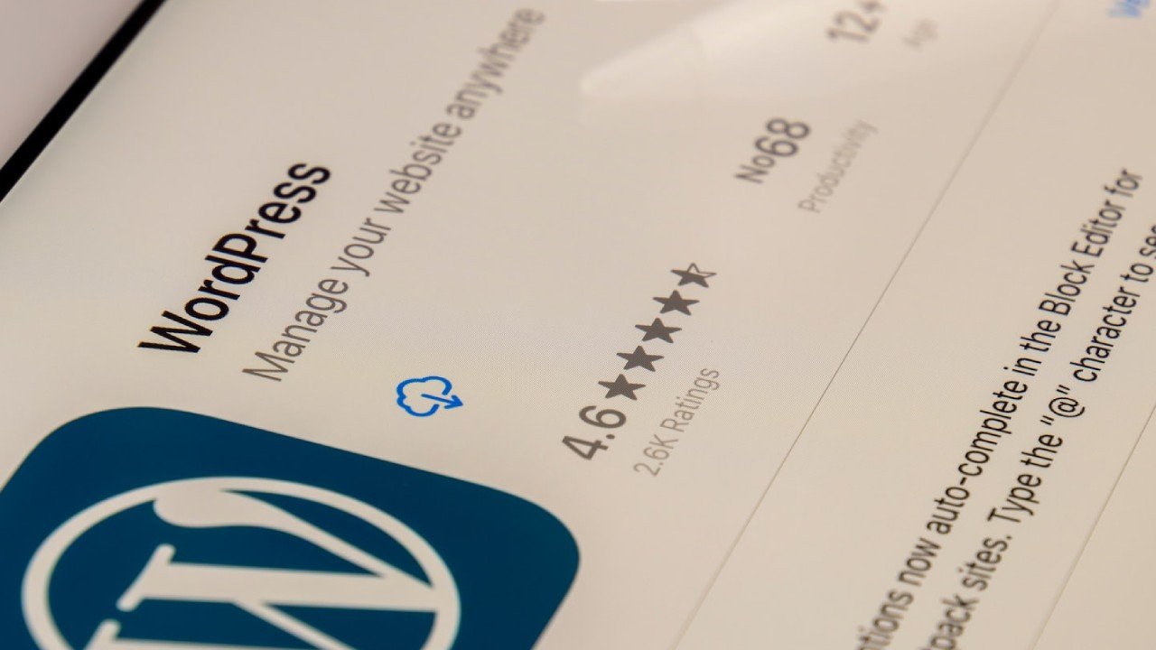 How To Add Custom Navigation Menus In WordPress Themes 